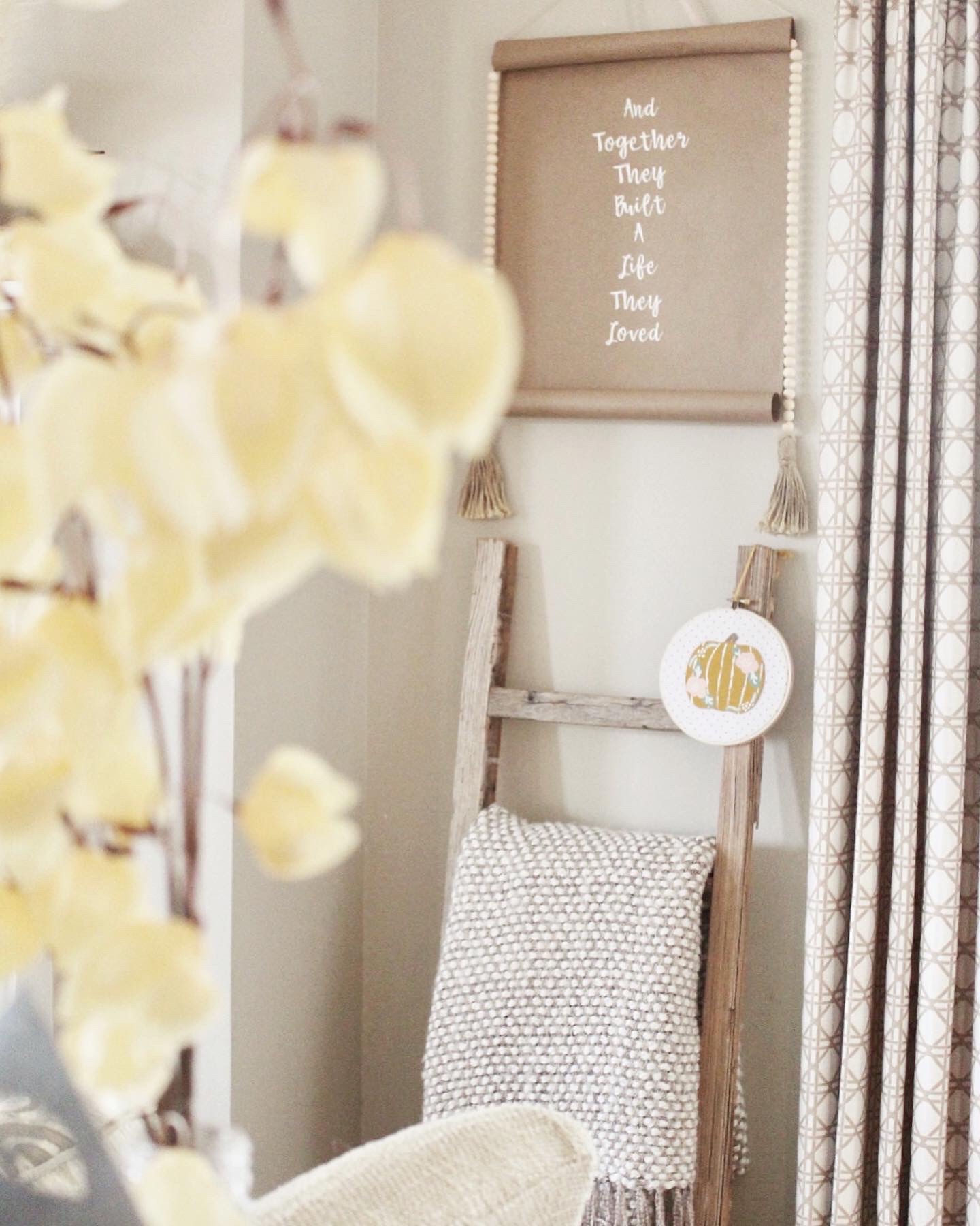DIY Scroll Wall Hanging – The Happy Door